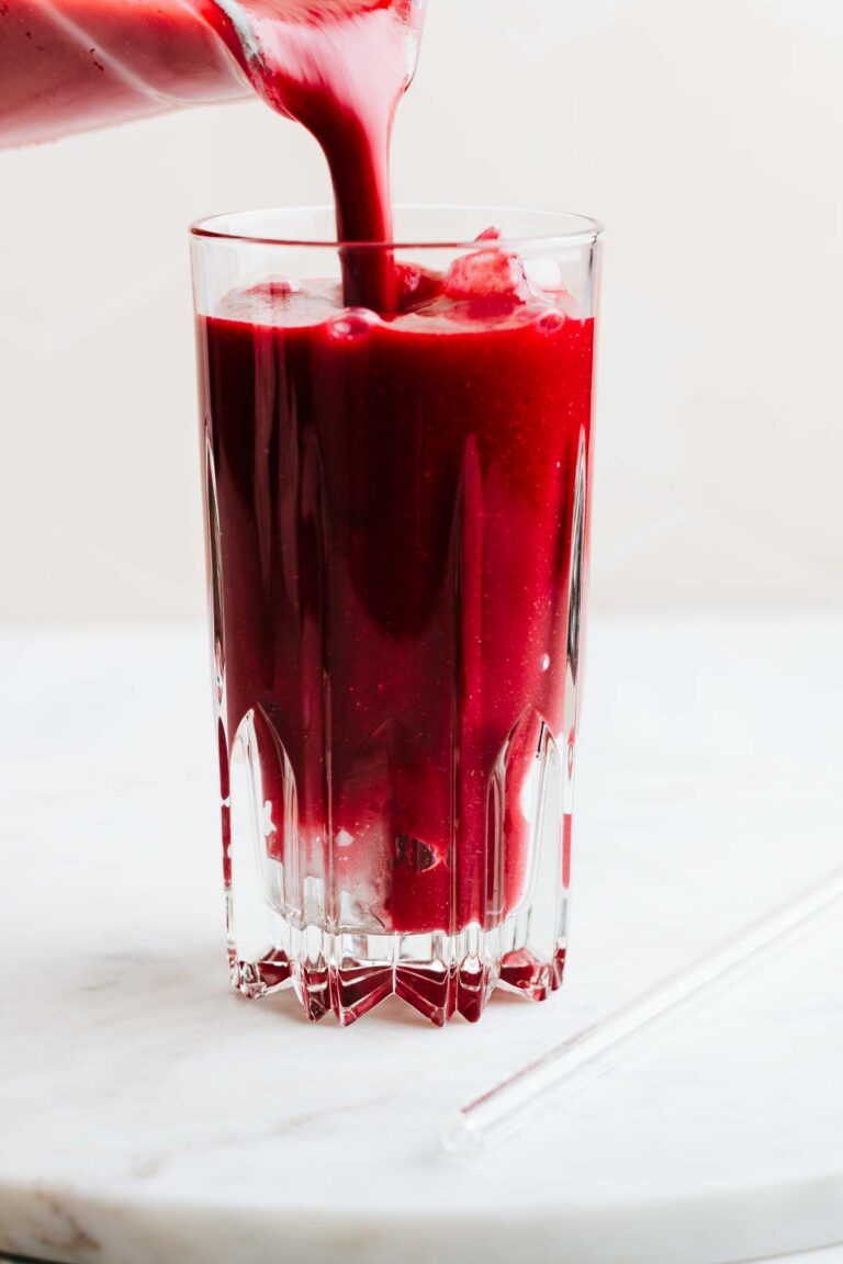 Beetroot Ginger Smoothie | The Green Creator