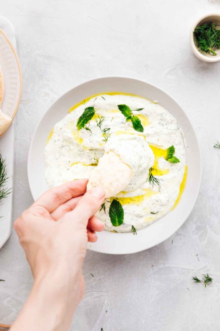 Haydari (Turkish Yogurt Sauce) | The Green Creator